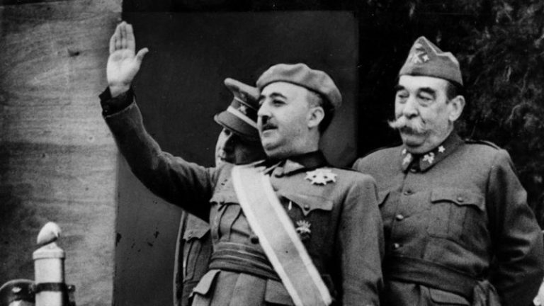 Así era recibido Franco en Barcelona