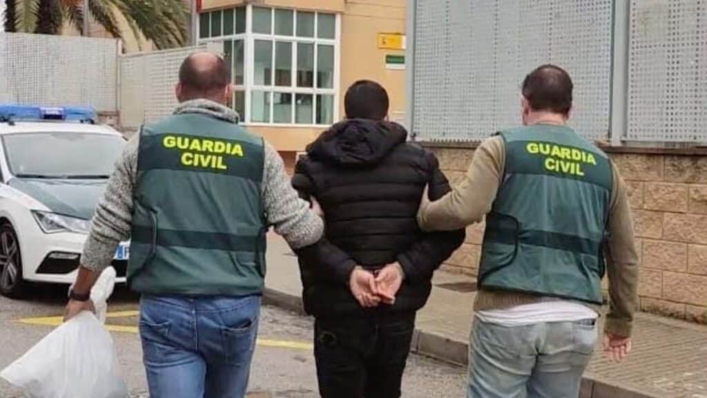 Un Marroquí Con Múltiples Antecedentes Por Delitos Sexuales Viola Y