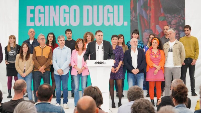 Miembros de ETA con delitos de sangre y candidatos de Bildu el 28M