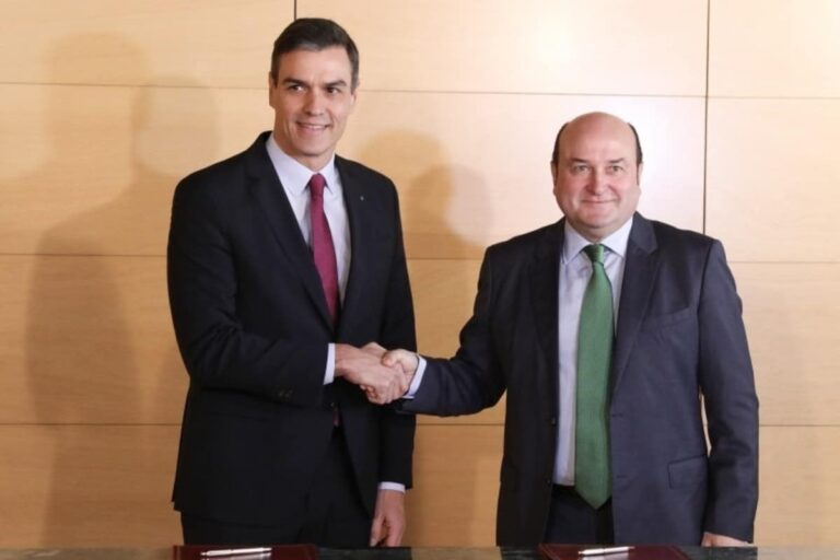La UCO implica al PNV en la trama corrupta del PSOE