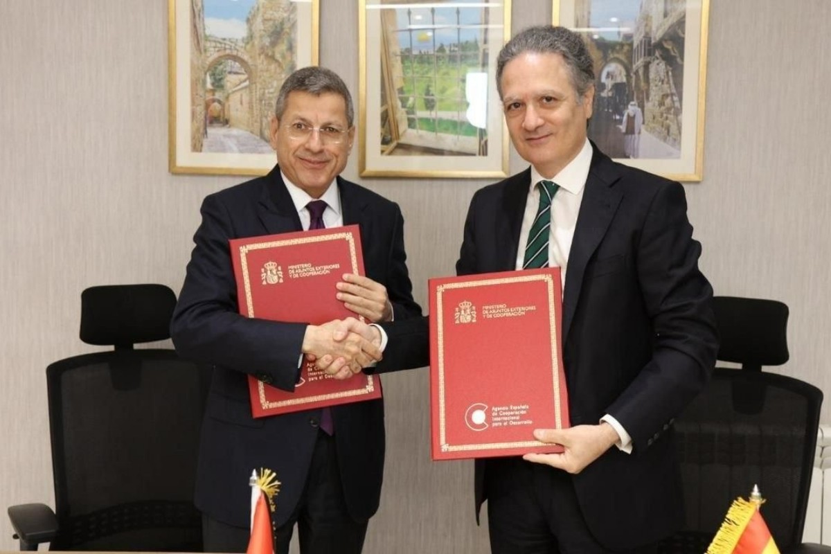 El Gobierno de Sánchez destina dos millones de euros de los españoles ...