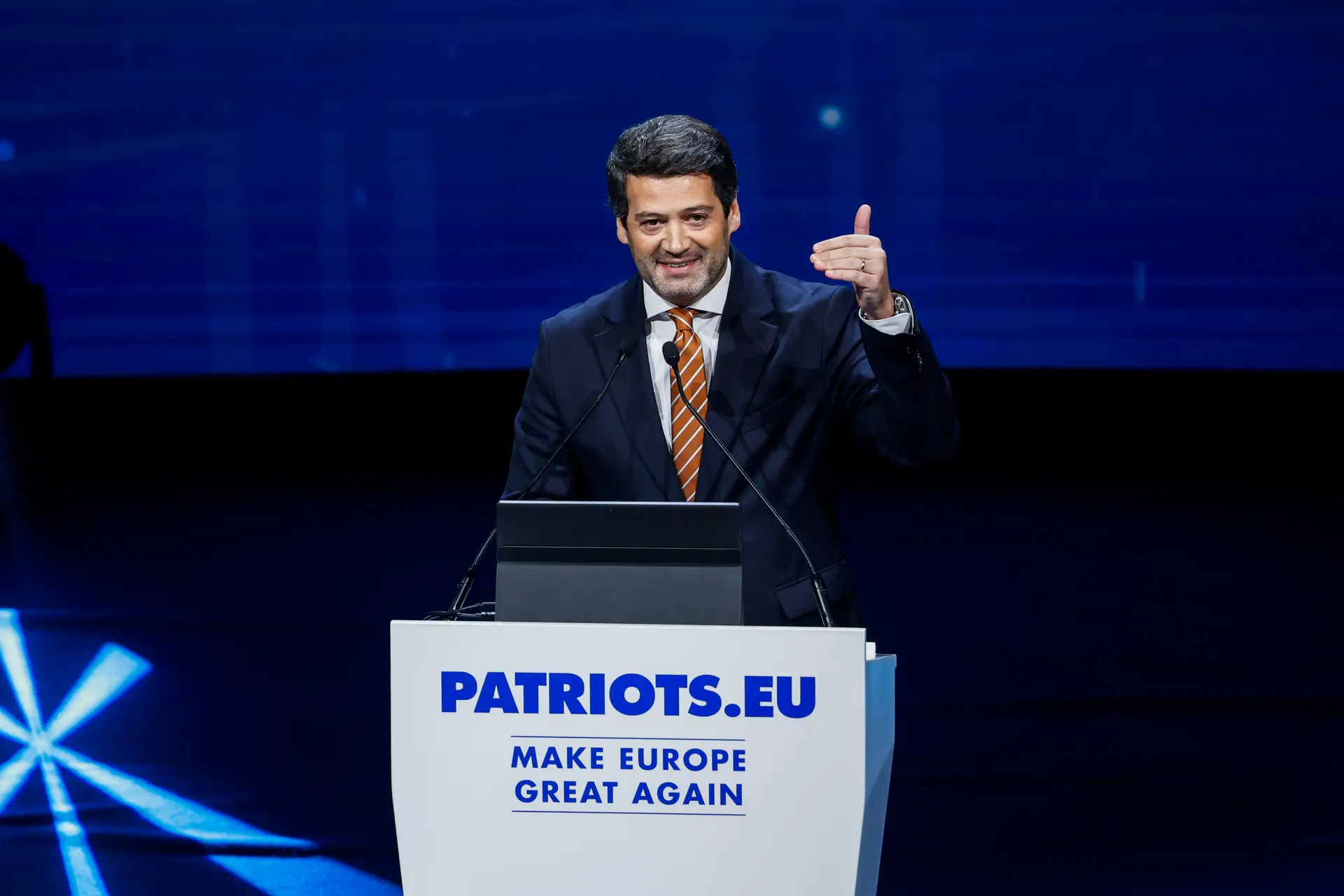 Ventura reacciona a las amenazas de la Comisión Islámica