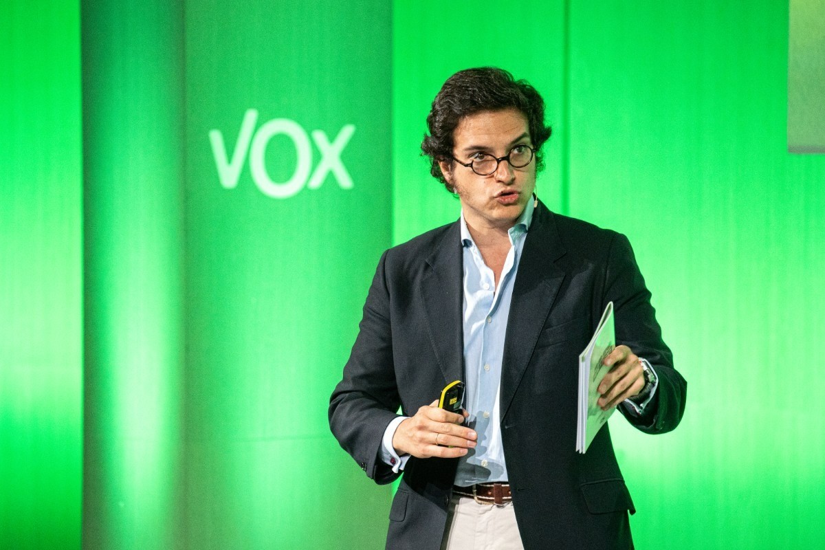 Figaredo (VOX) denuncia en Badajoz que el Gobierno es «una banda de ...