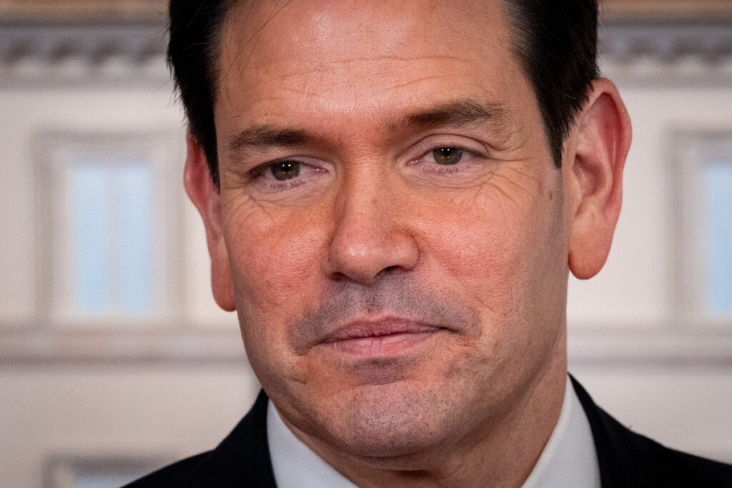 Rubio ofrece ayuda directa al pueblo cubano